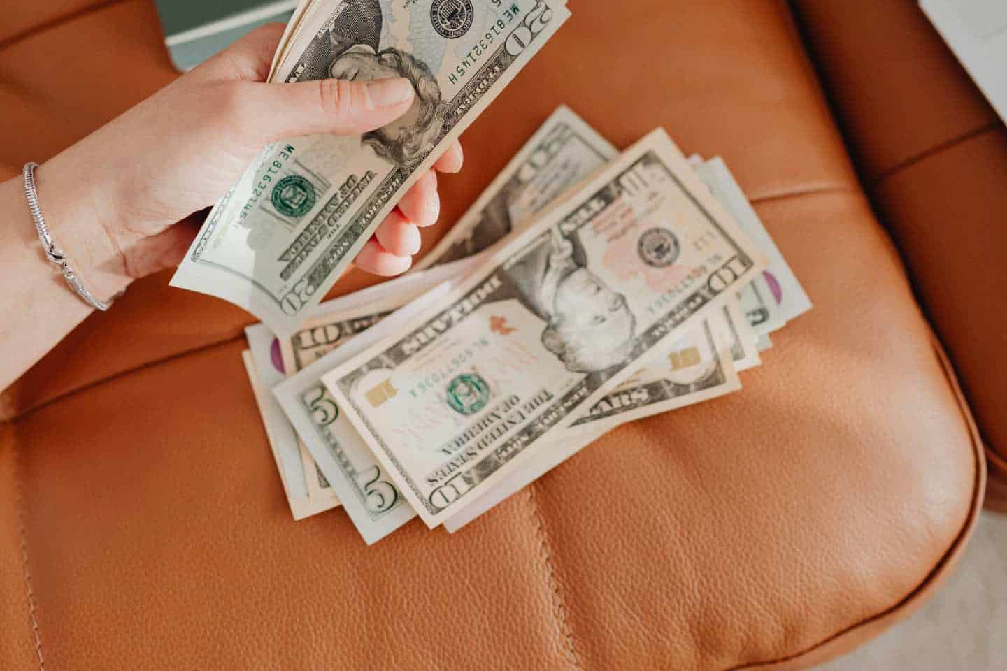 Ramaphosa Farm Heist Trial: $580K ‘Couch Cash’ Case Opens